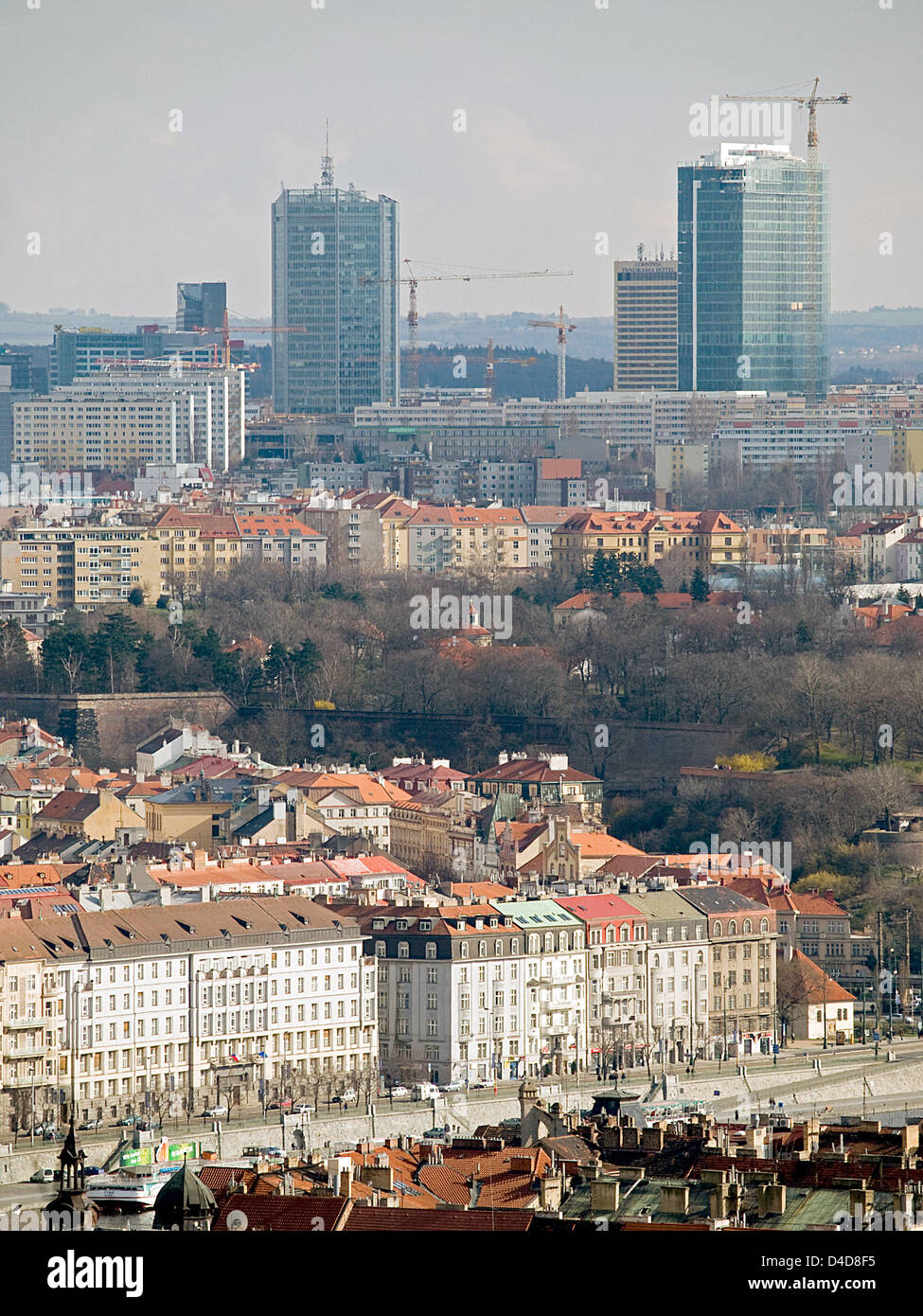 The picture shows a view of Prague with the old town and the Moldau ...