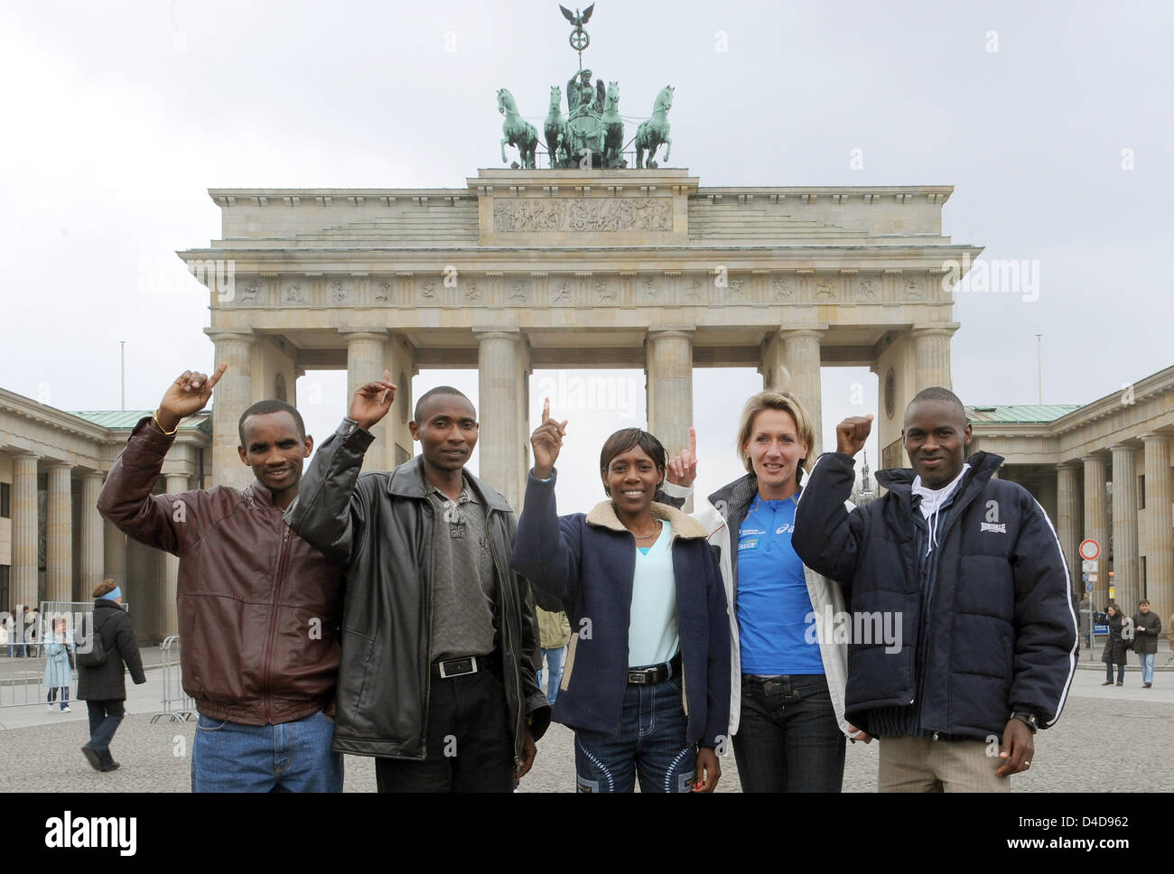 (L-R) Kenyan marathon athletes Isaac Macharia, Joseph Maregu, Peninah ...