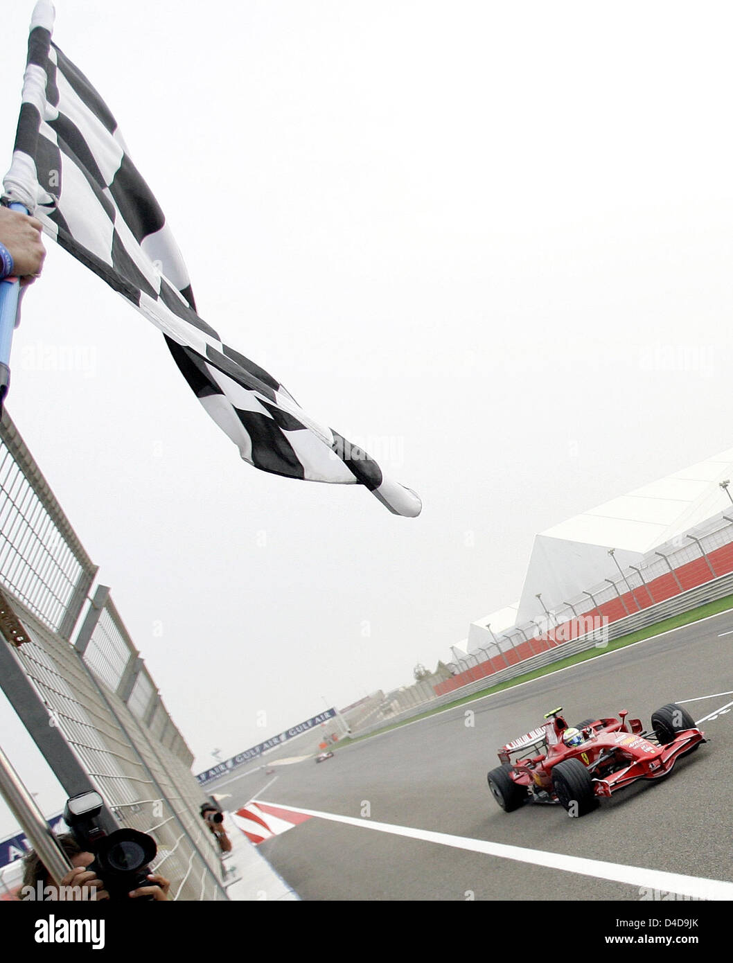 Formula 1 flag checkered flag hi-res stock photography and images - Alamy