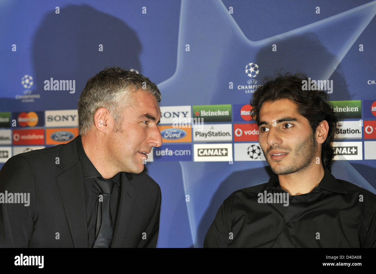 Fc schalke 04 spanish player hi-res stock photography and images - Alamy