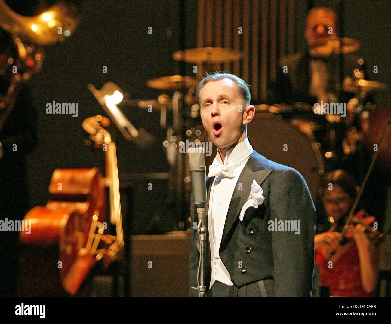 Max Raabe pose during a photo call for the world tour 'Tonight Or Never ...