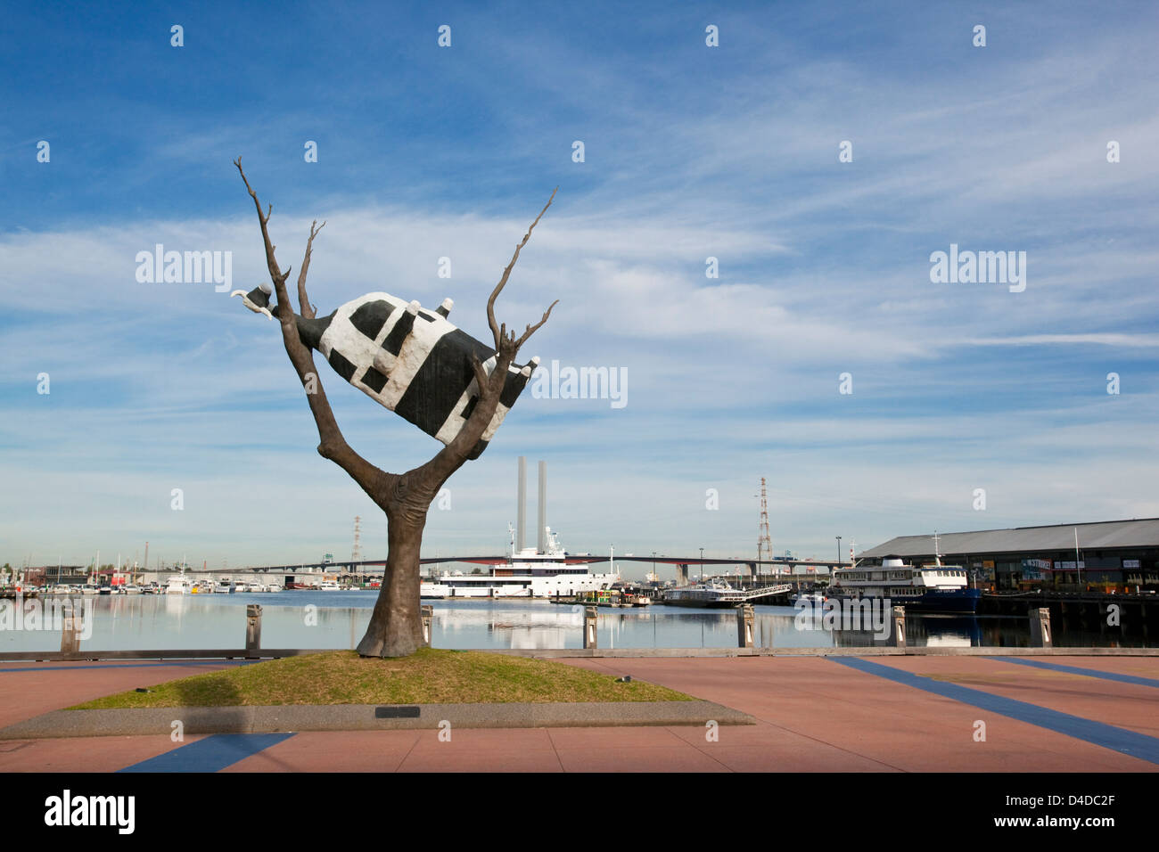 Cow Up A Tree Sculpture High Resolution Stock Photography and Images ...