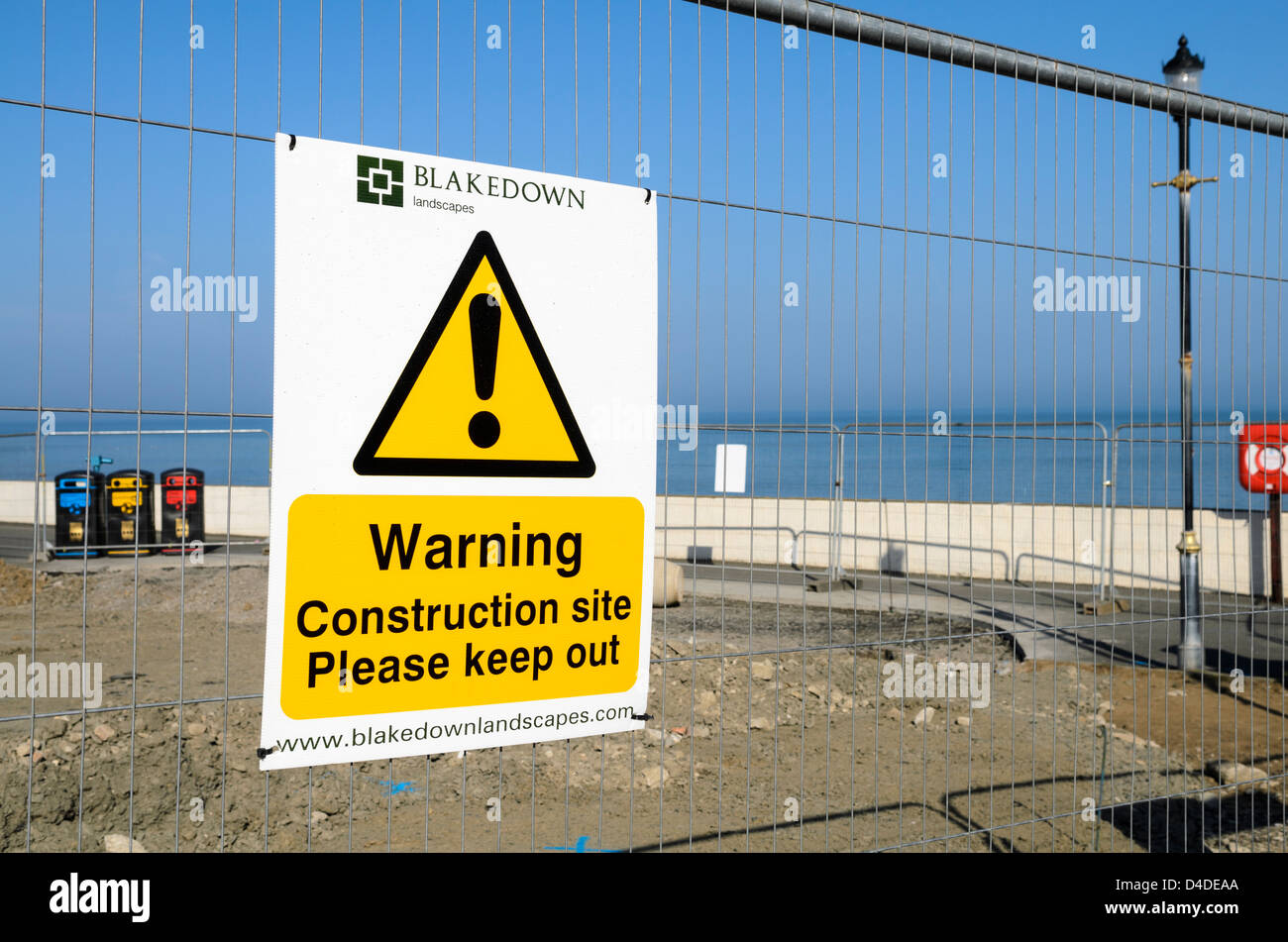 Construction site warning sign Stock Photo - Alamy