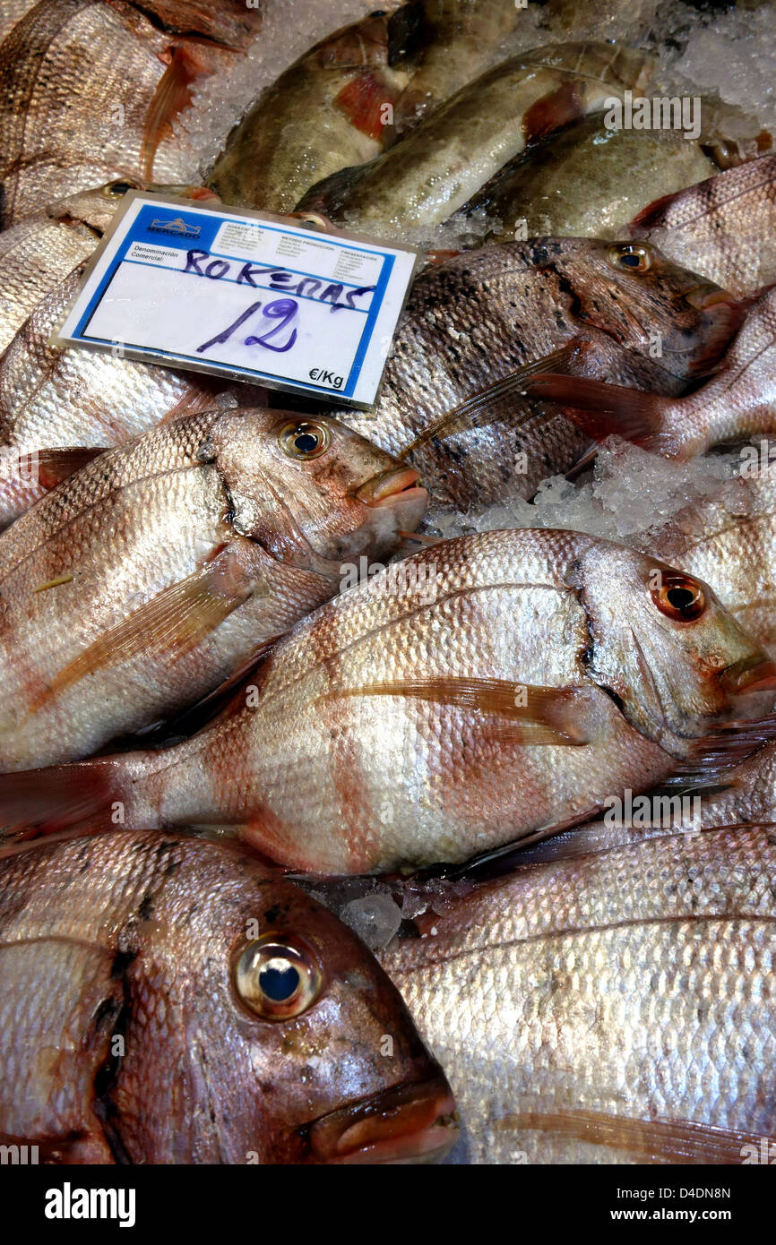 Tenerife food fish hi-res stock photography and images - Alamy