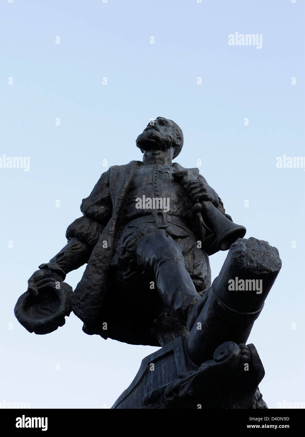 Ferdinand magellan statue hi-res stock photography and images - Alamy