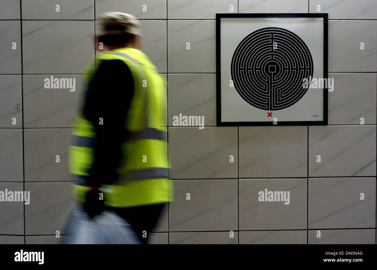 Mark Wallinger "Labyrinth" Bank Station London Underground Stock Photo ...