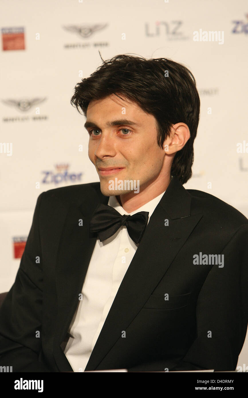 British actor ben silverstone british hi-res stock photography and ...