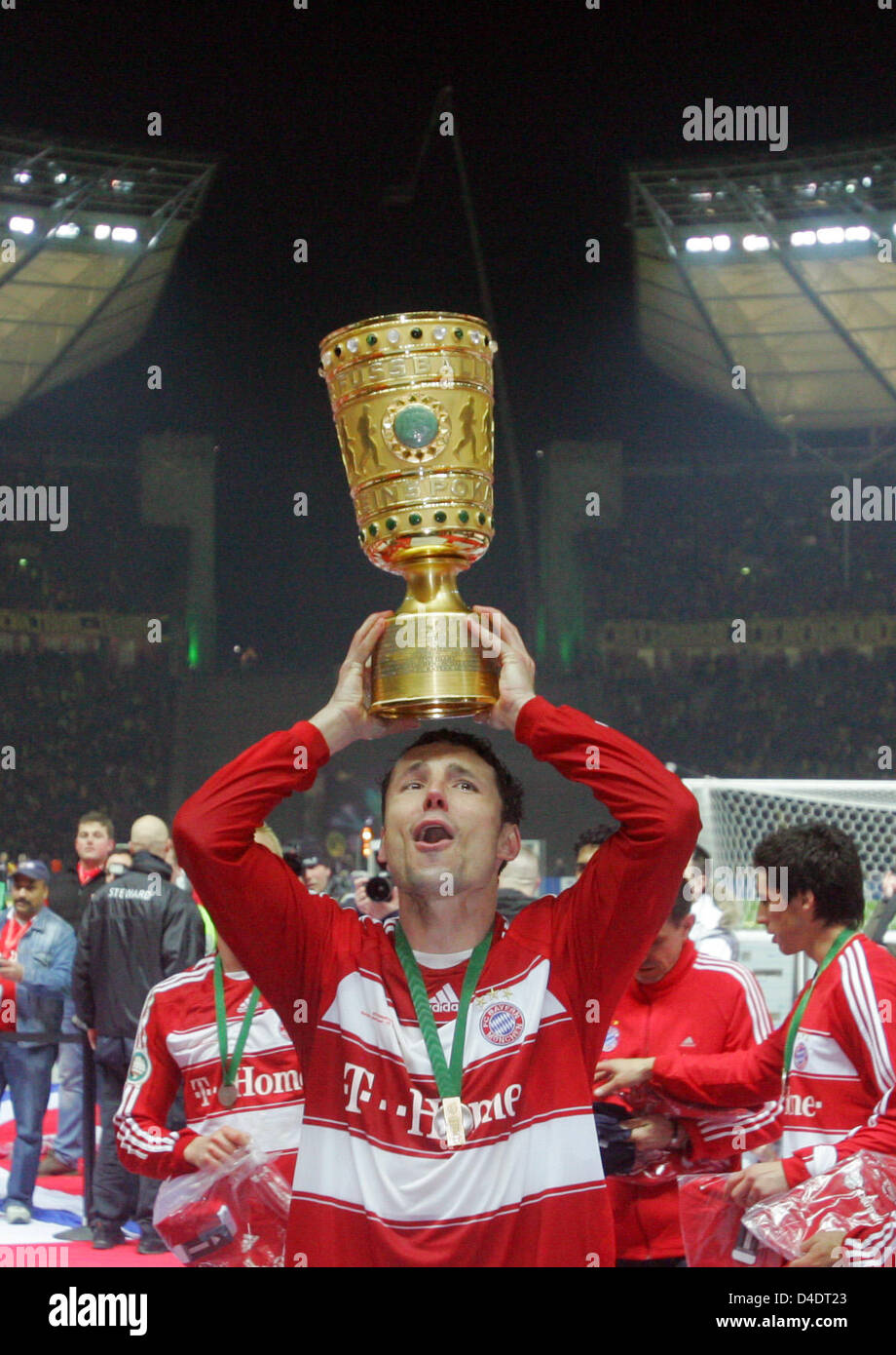 Trophy van bommel mark hi-res stock photography and images - Alamy