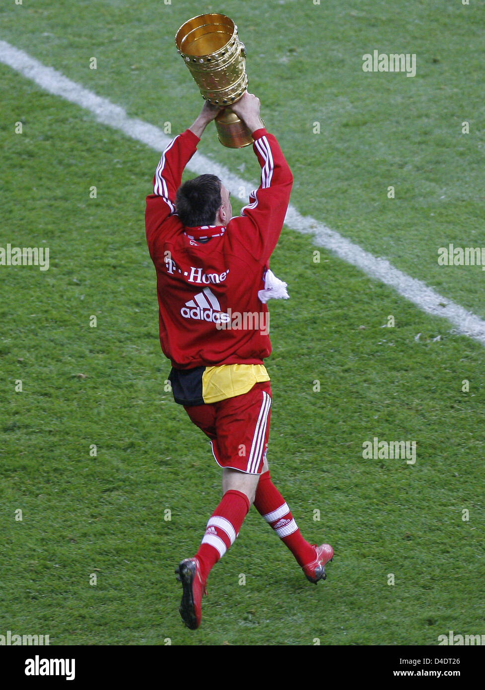 2008 Full Length Trophy High Resolution Stock Photography and Images ...