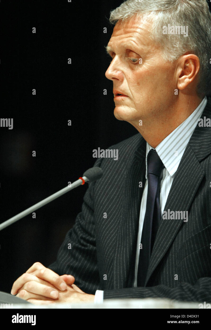 Kai-Uwe Ricke, former CEO of Deutsche Telekom, pictured before ...