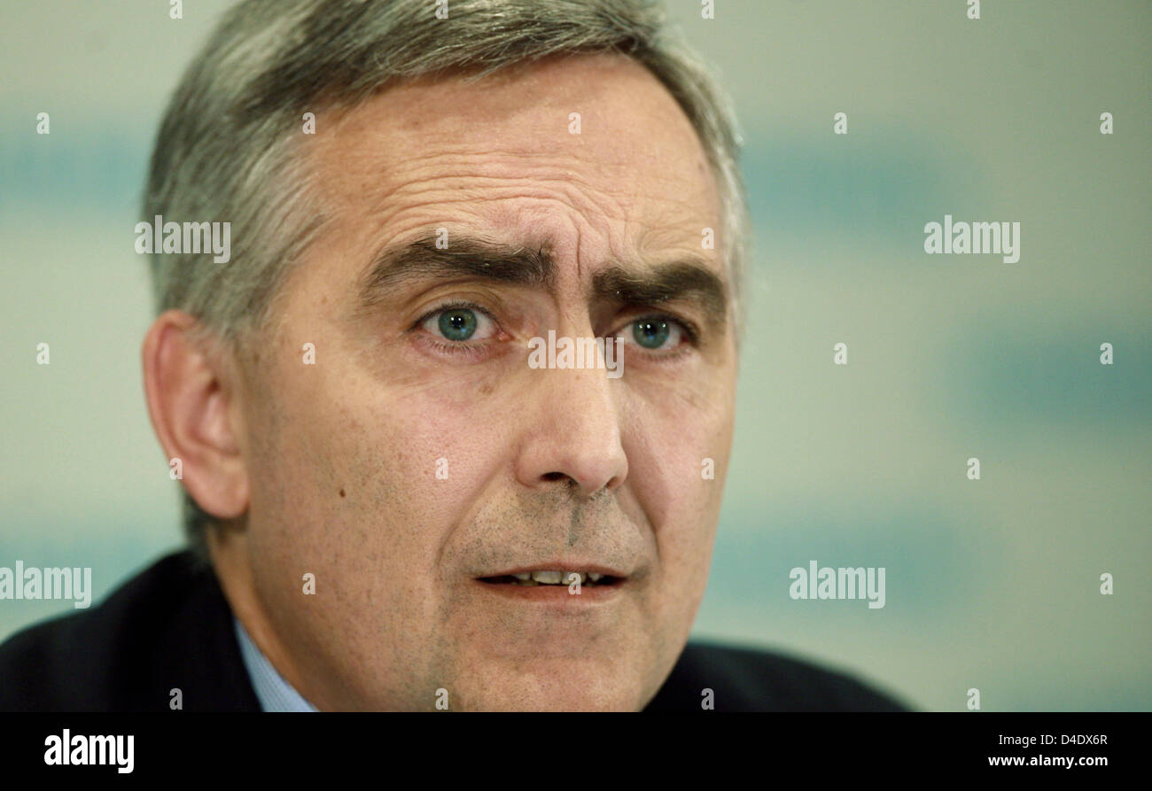Siemens CEO Peter Loescher pictured at the half-yearly figures press ...