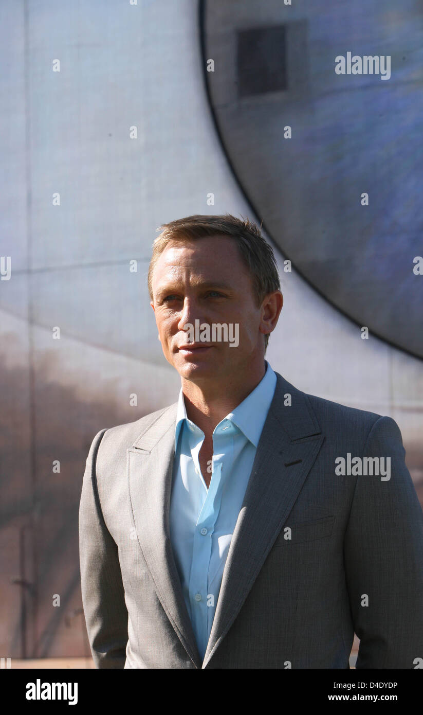 British 'James Bond' actor Daniel Craig poses during a photo call on ...