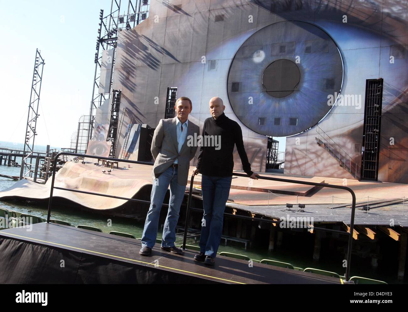 British 'James Bond' actor Daniel Craig (L) and director Marc Forster ...