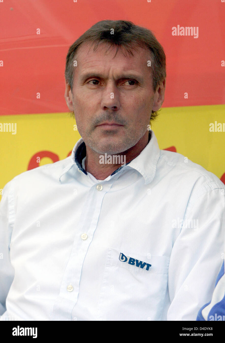 Grim facial expression hi-res stock photography and images - Alamy