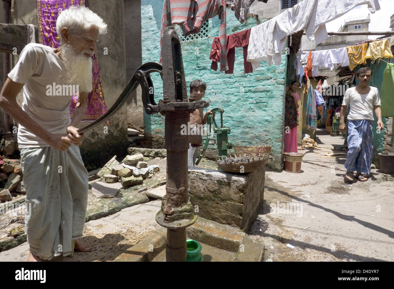 Man pumps water from water hi-res stock photography and images - Alamy