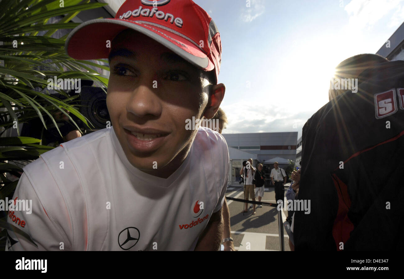 Lewis hamilton 2008 japan hi-res stock photography and images - Alamy