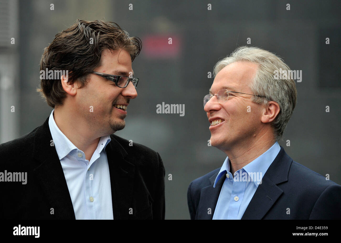 CEO of low-budget airline 'Easyjet' Andy Harrison (R) and the new CEO ...