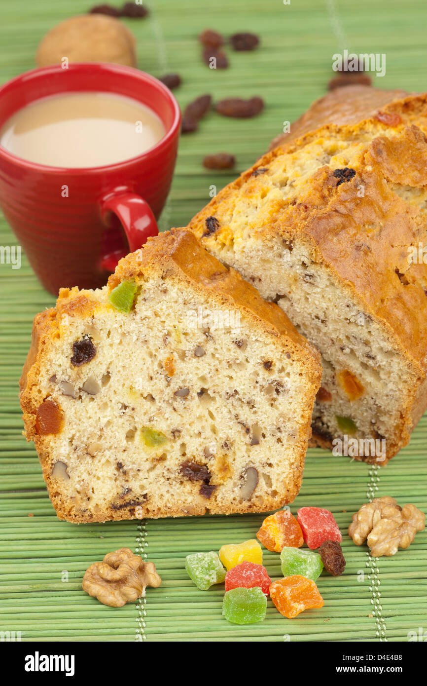 Fruit cake on a wooden pad Stock Photo - Alamy