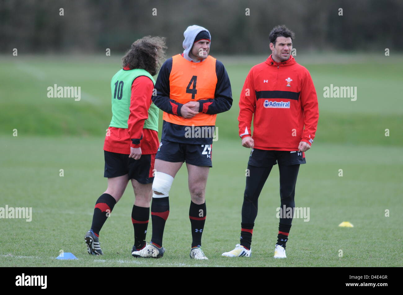 Adam Jones, Jamie Roberts and Mike Phillips during Wales rugby team ...