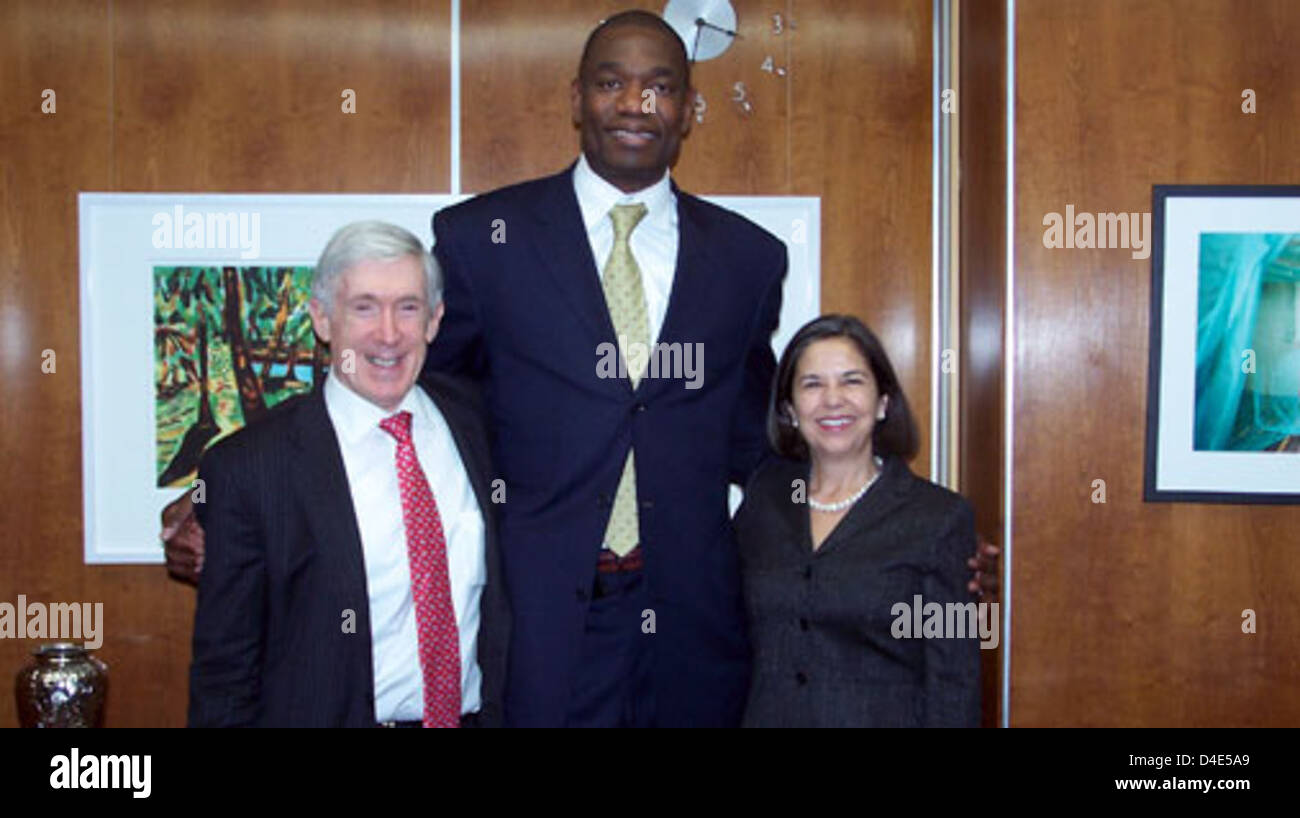 Dikembe Mutombo Poses for a Photo With Under Secretaries Hormats and ...