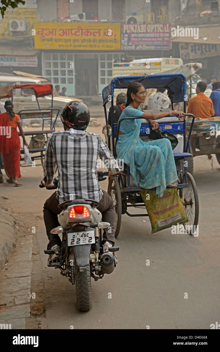 Traffic congestion in Old Delhi, India Stock Photo - Alamy