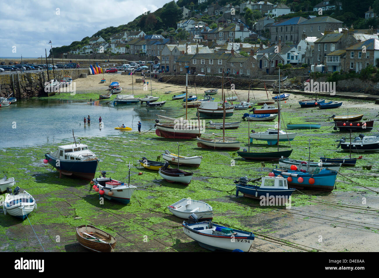 Cornish coastal village hi-res stock photography and images - Alamy Cornish coastal village hi-res stock photography and images - Alamy