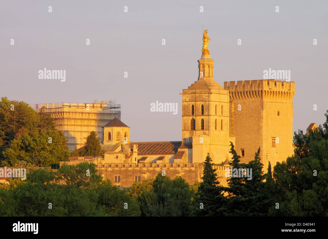Avignon architecture hi-res stock photography and images - Alamy