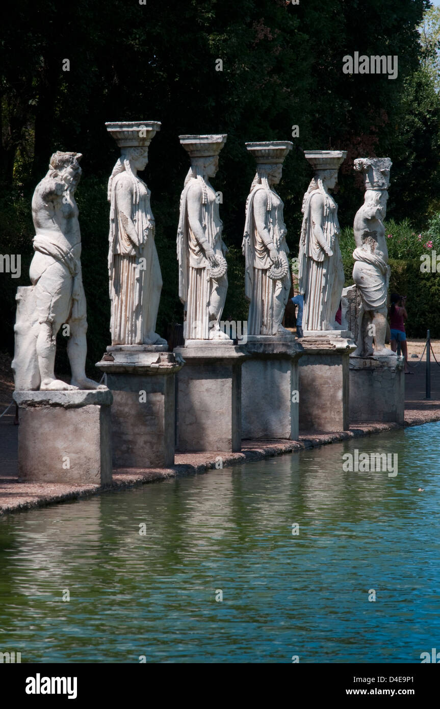Hadrian water fountain hi-res stock photography and images - Alamy
