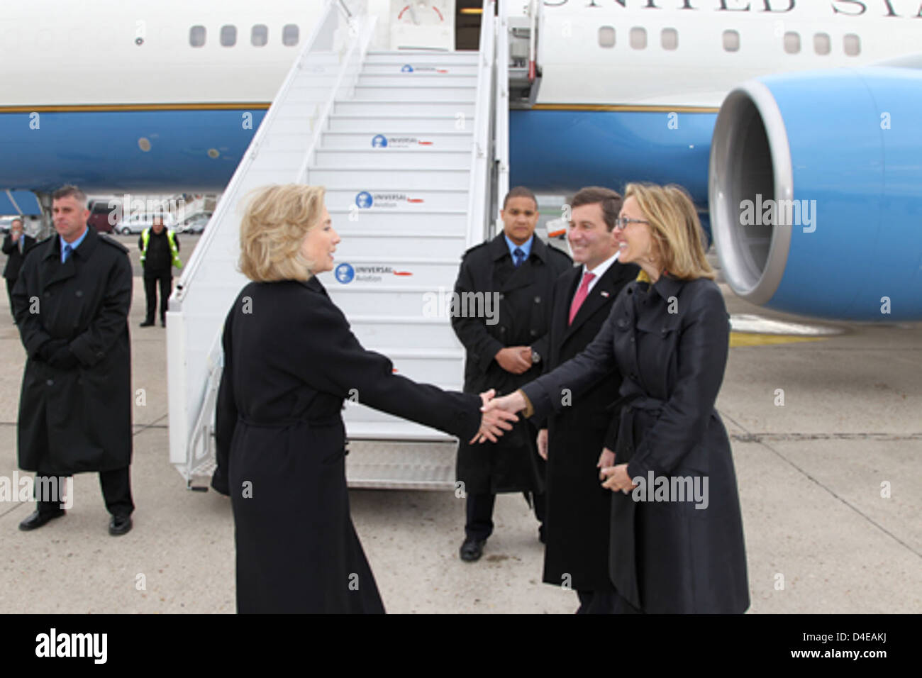 Secretary Clinton Bids Farewell to Ambassador Rivkin and His Wife, Mrs ...