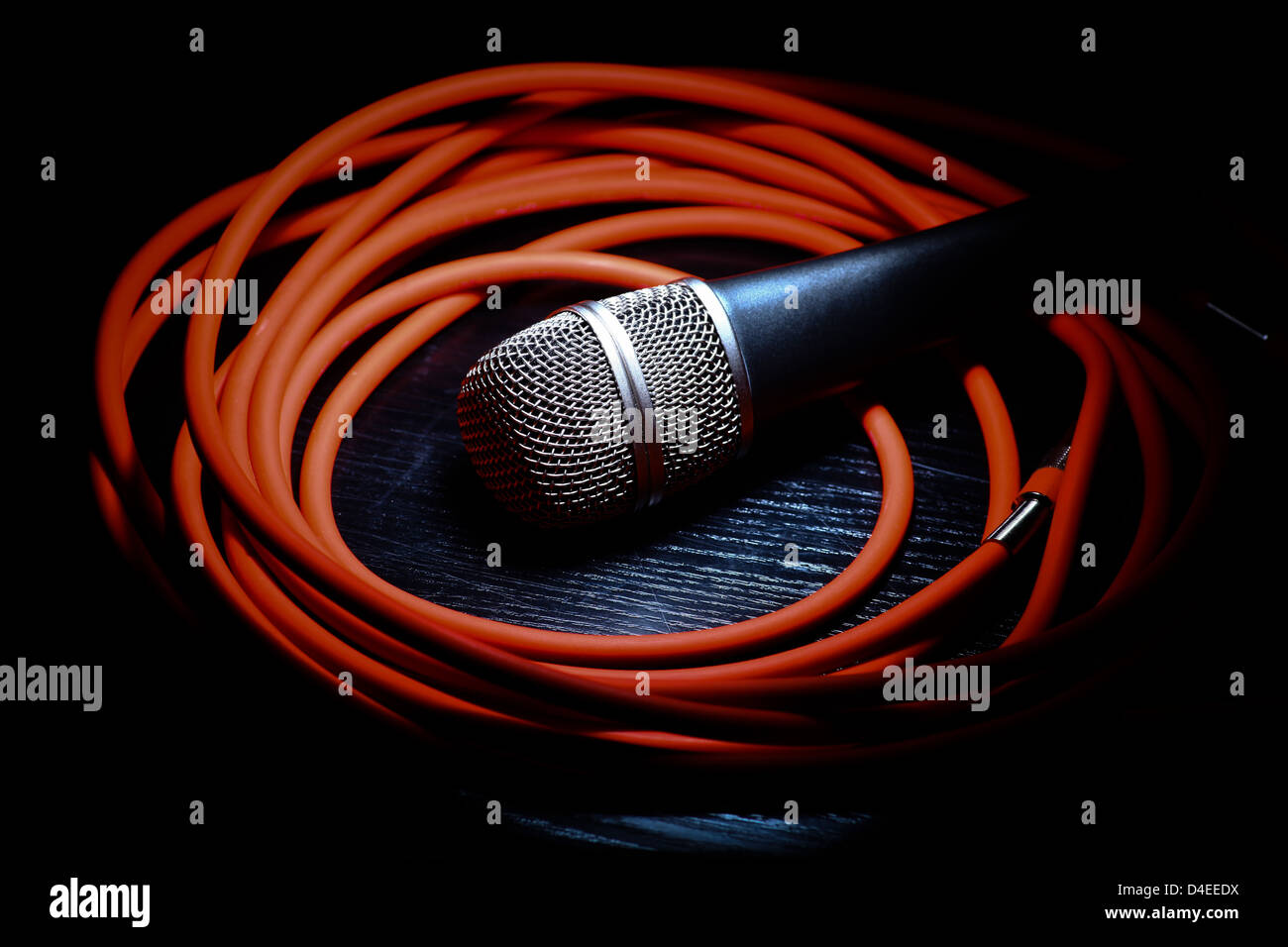 Microphone Wire High Resolution Stock Photography and Images - Alamy