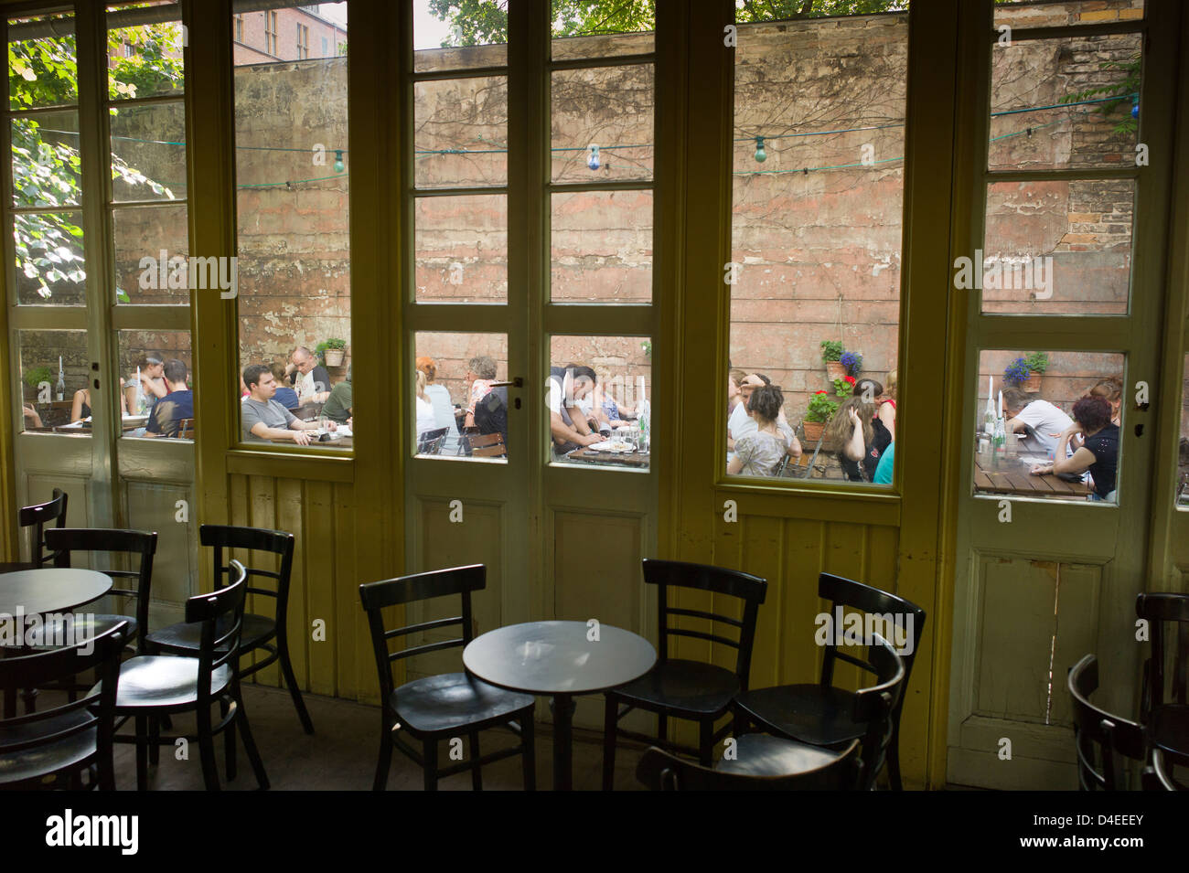 Beer hall berlin hi-res stock photography and images - Alamy