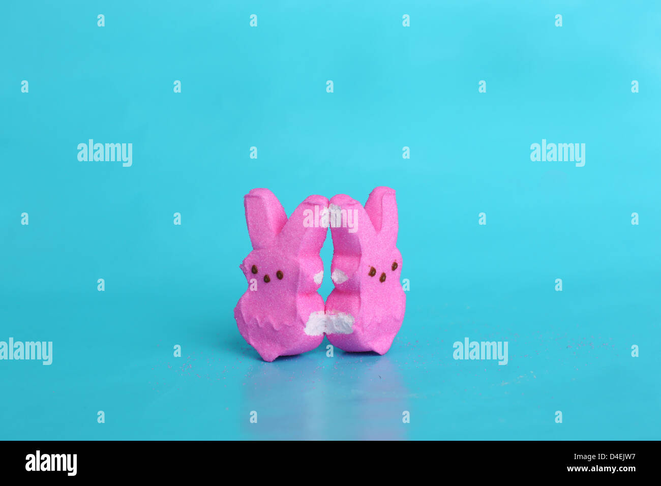 Two peeps candies splitting apart Stock Photo - Alamy