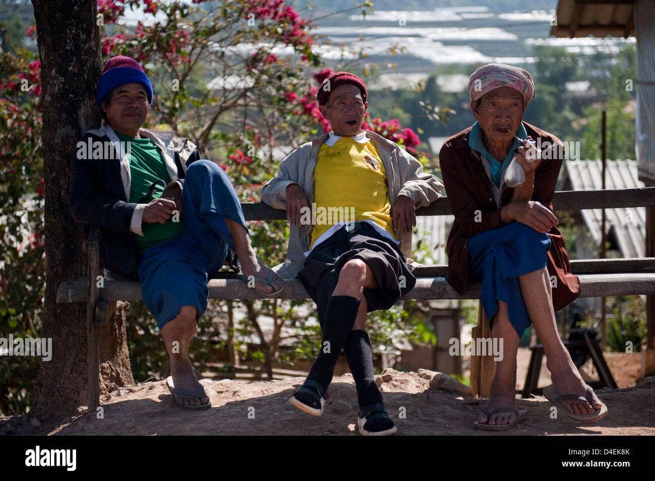 Palaung men hi-res stock photography and images - Alamy