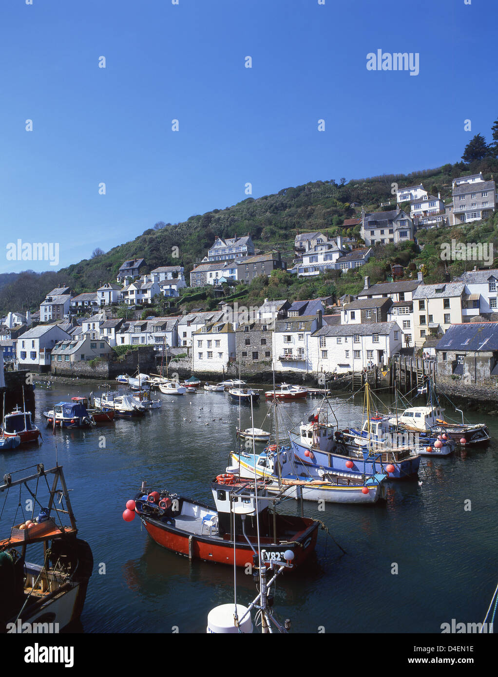 Town and harbour view, Polperro, Cornwall, England, United Kingdom ...