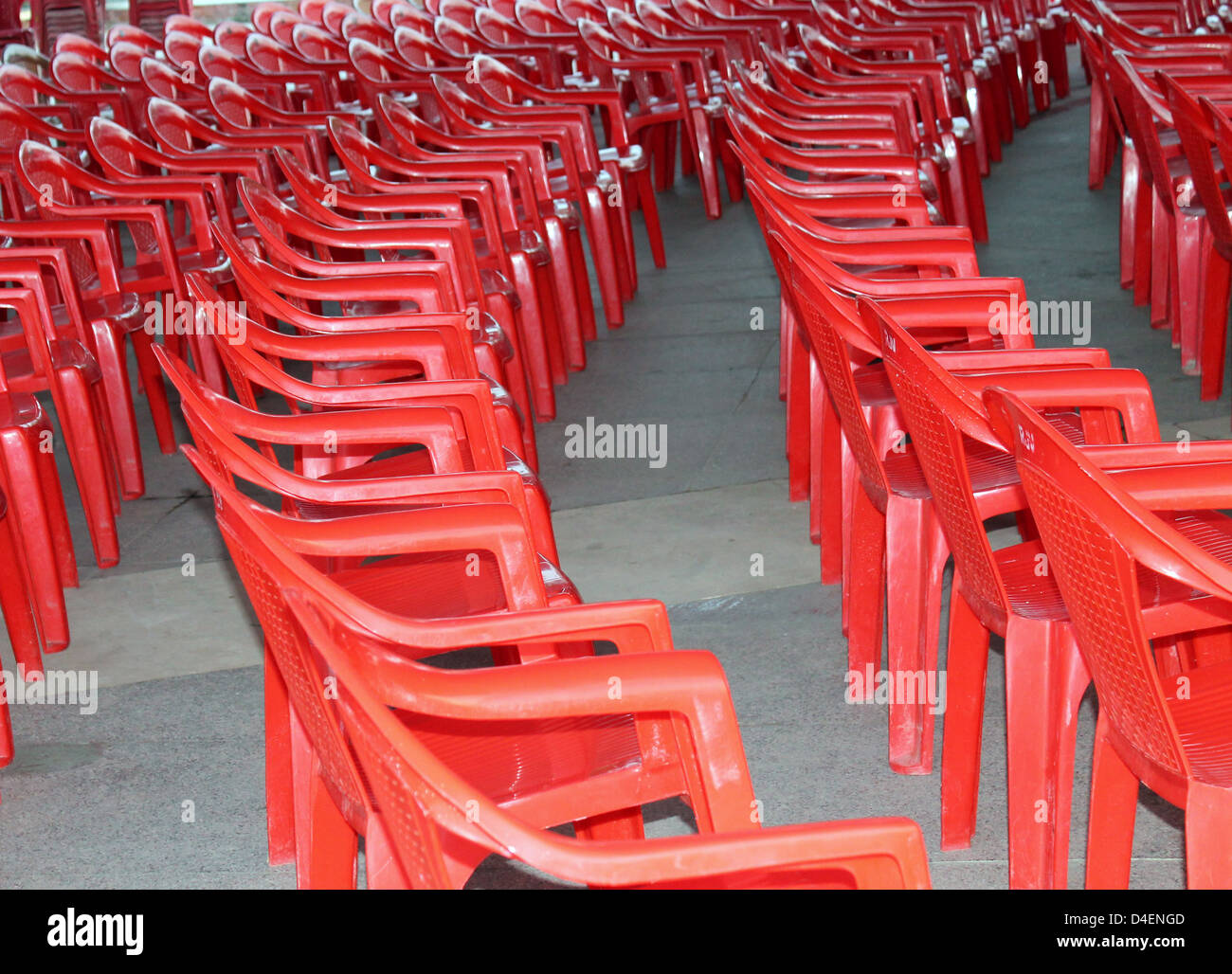 Chair arrangement hi-res stock photography and images - Alamy