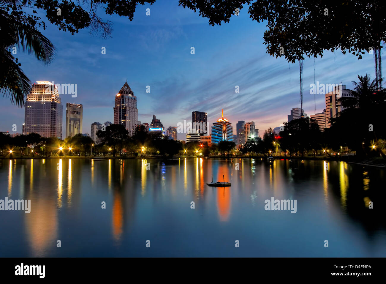 Dusit thani hotel bangkok hi-res stock photography and images - Alamy