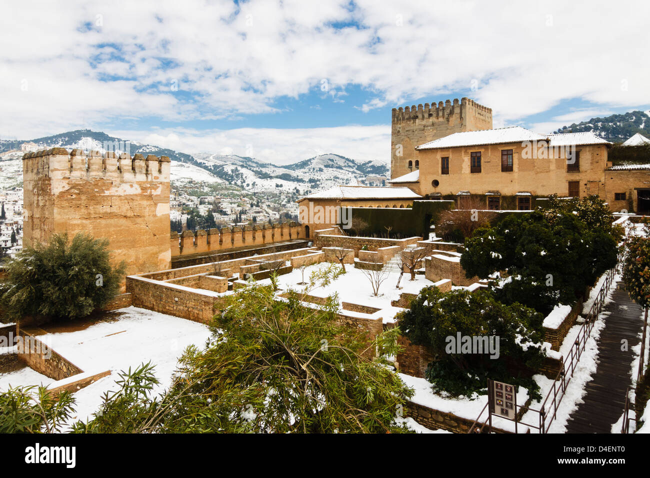 Alhambra palace winter hi-res stock photography and images - Alamy
