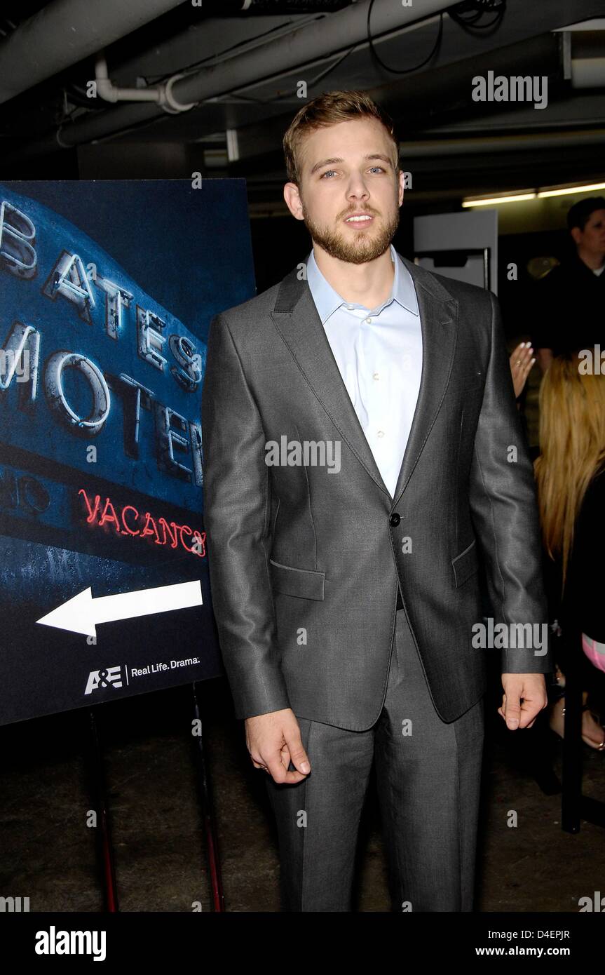 Los Angeles, California, USA. 12th March 2013. Max Theriot at arrivals ...