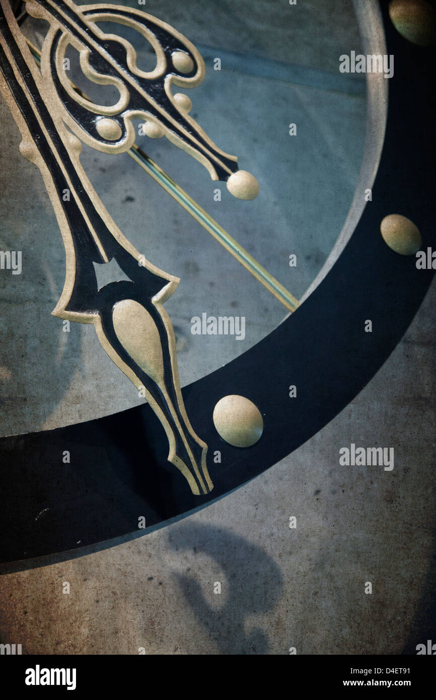 Time dial mechanism hi-res stock photography and images - Alamy