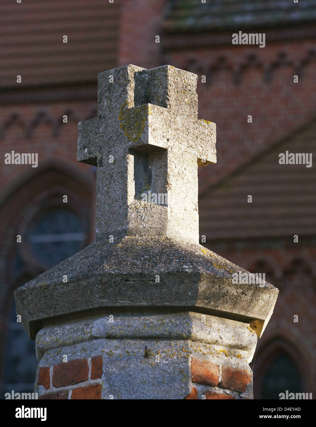 (dpa file) The file picture dated September 2007 displays an old stone ...