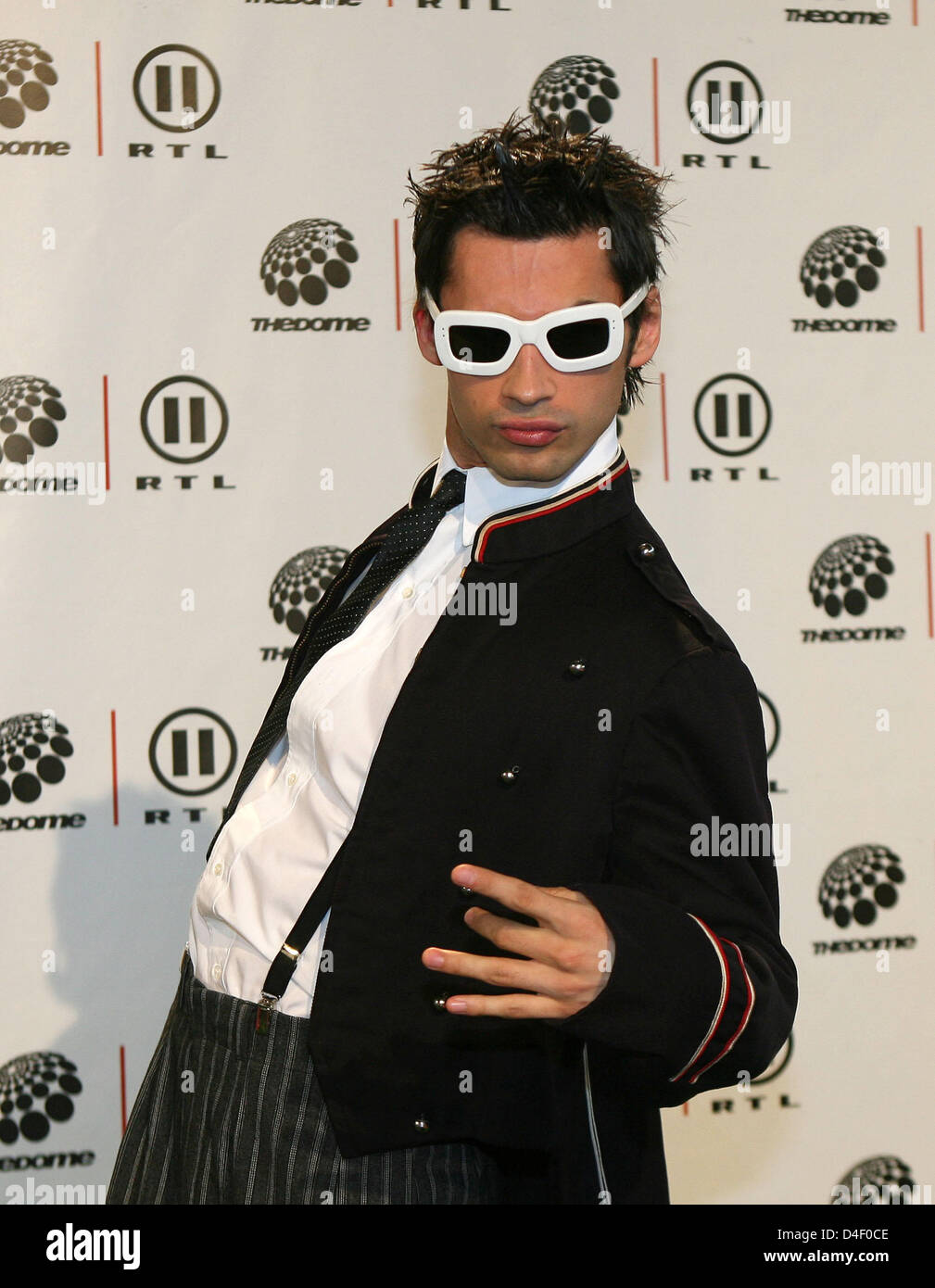 Singer Crazy Loop arrives for the chart show 'The Dome' in Bremen ...