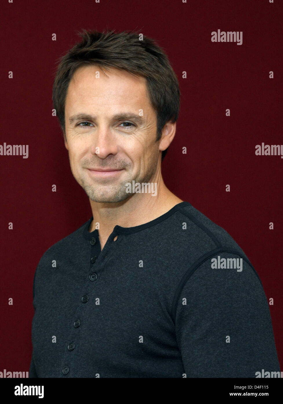 Actor William deVry of the ZDF soap opera 'Reich und Schoen' ('The Bold ...