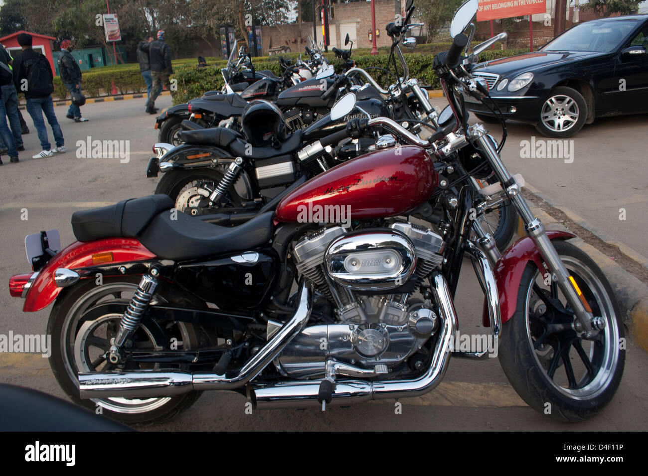 India Motorbikes Stock Photos & India Motorbikes Stock Images - Alamy