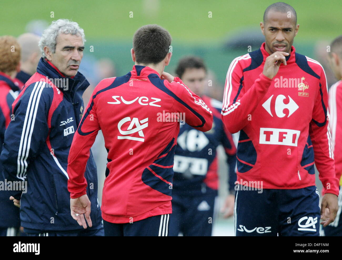 Thierry henry head coach hi-res stock photography and images - Alamy