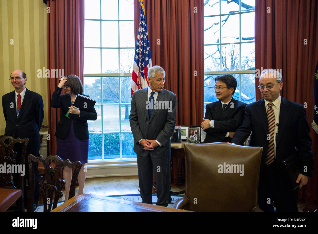 Office Of The Secretary Of Defense Stock Photos & Office Of The ...