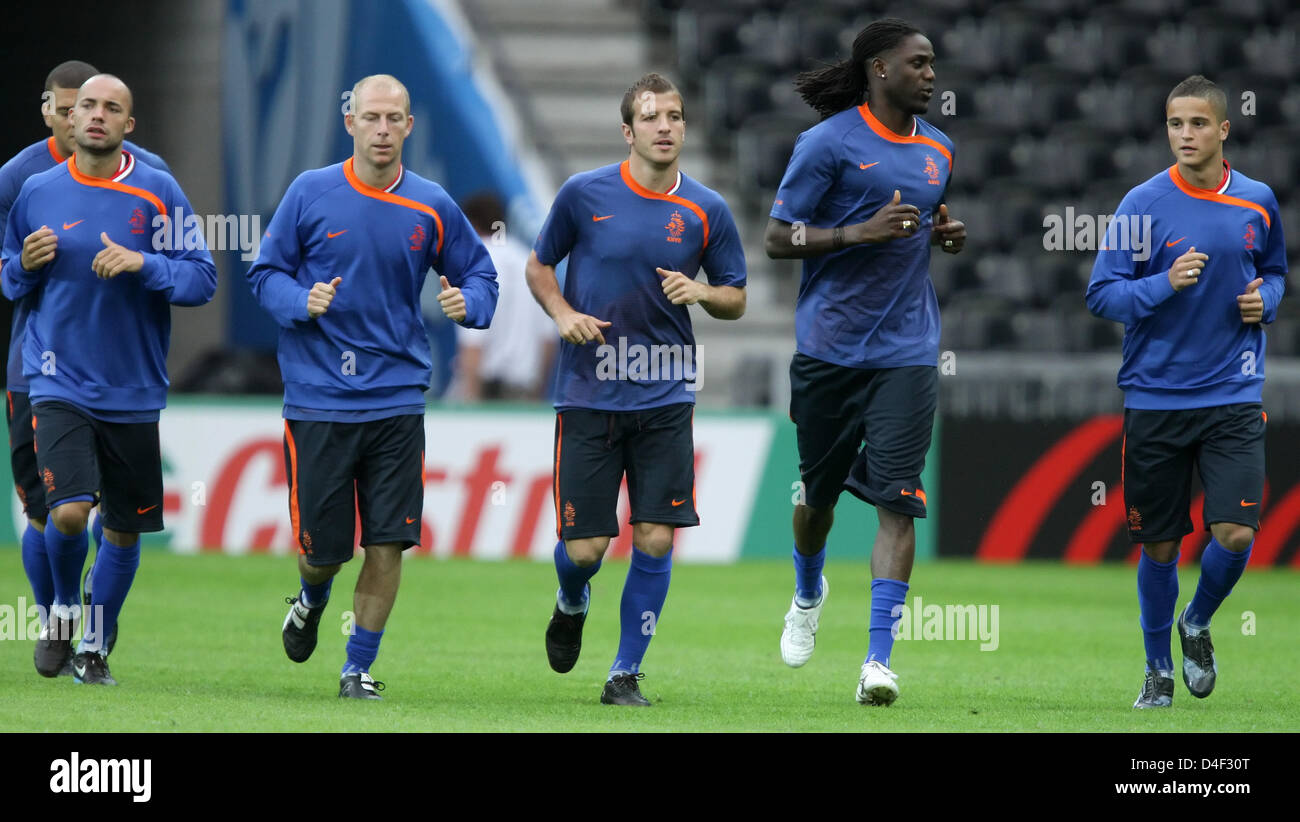 Netherland national team's players (L-R) Demy de Zeew, Tim de Cler ...