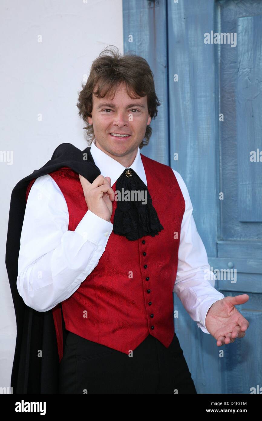 Singer Rudy Giovannini poses at the music show 'Immer wieder Sonntags ...