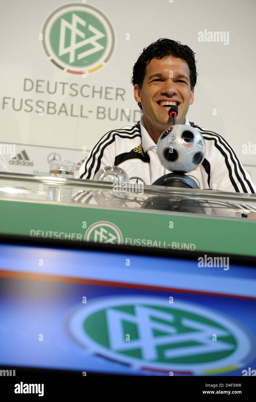 Team-Captain Michael Ballack addressing the media during a press ...