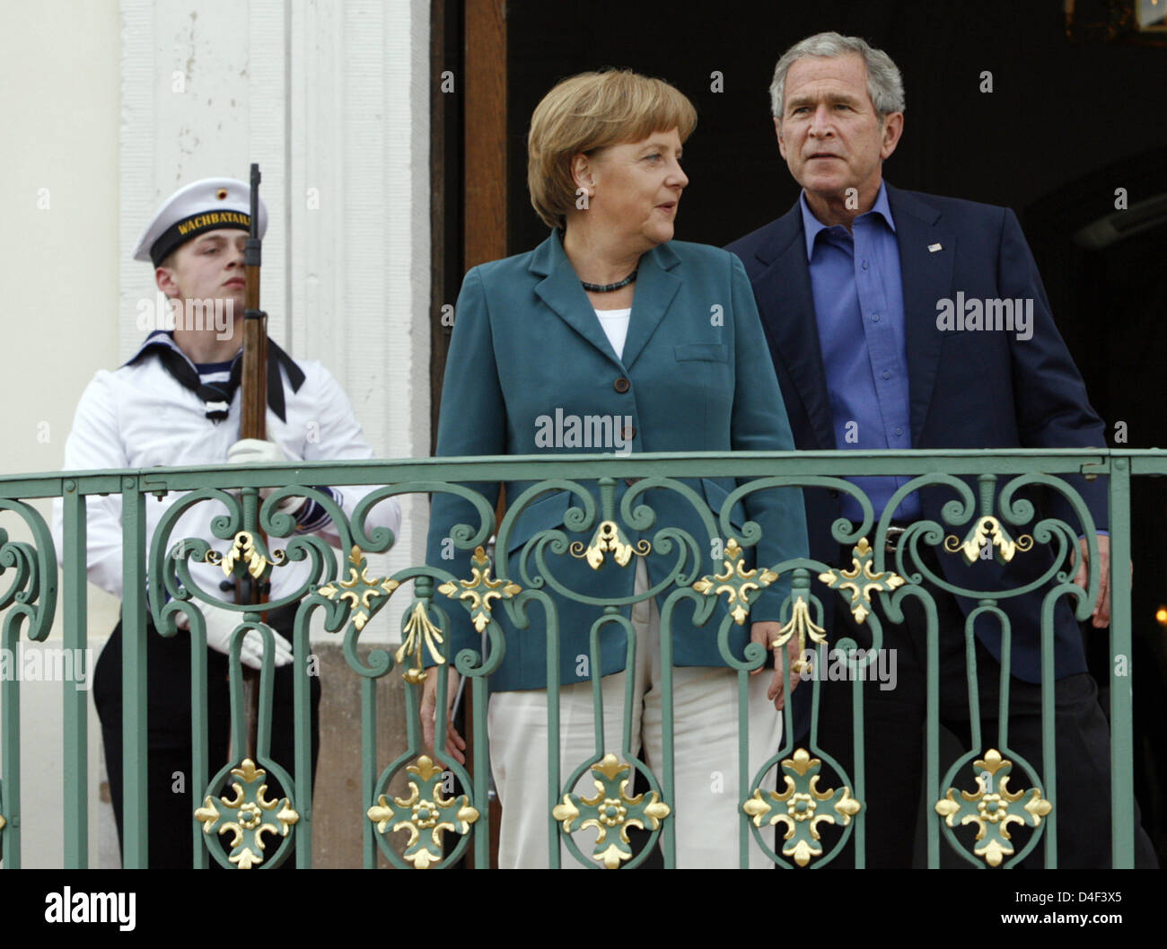 German Chancellor Angela Merkel and US-President George W. Bush seen ...