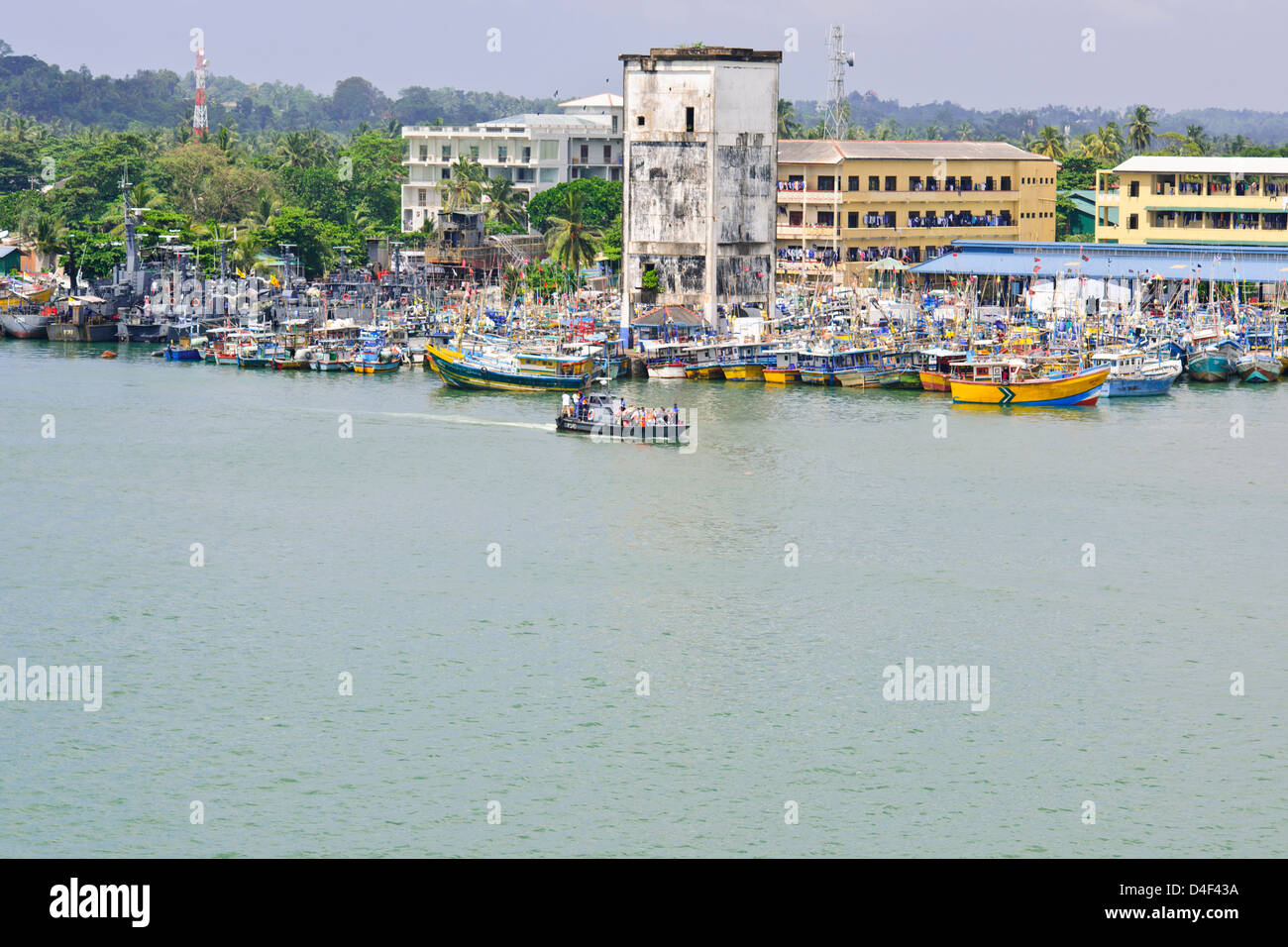 Devastated landmarks hi-res stock photography and images - Alamy